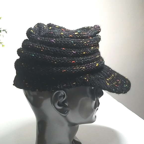 CHANEL | Tops | Trendy Warm Oversized Chunks Hat | Poshmark